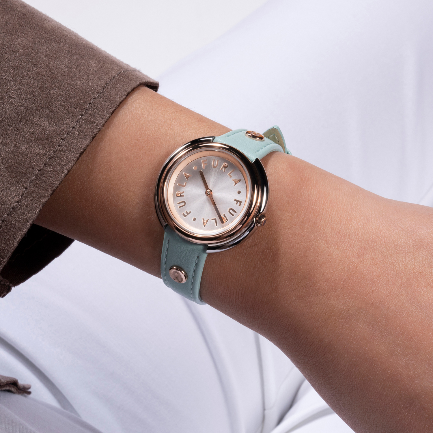 Часы женские FURLA WW00032015L5 FURLA WW00032015L5: 316l — купить в ...